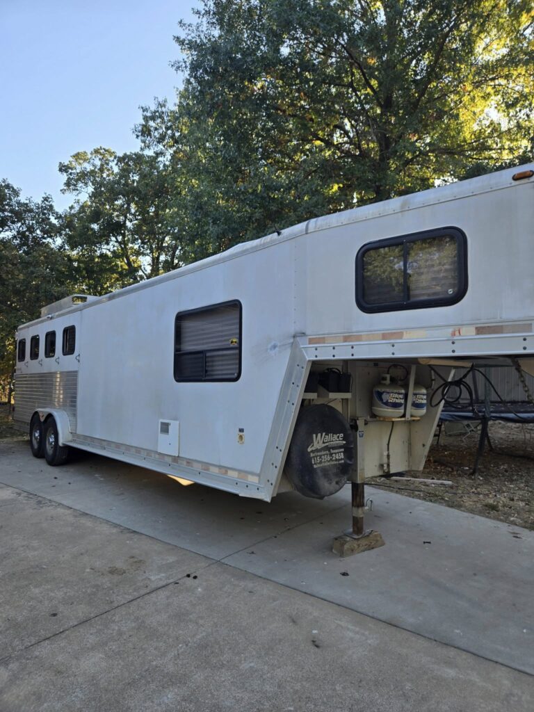 2002 Kiefer Horse Trailers - 4 Horse All Aluminum - $22,500