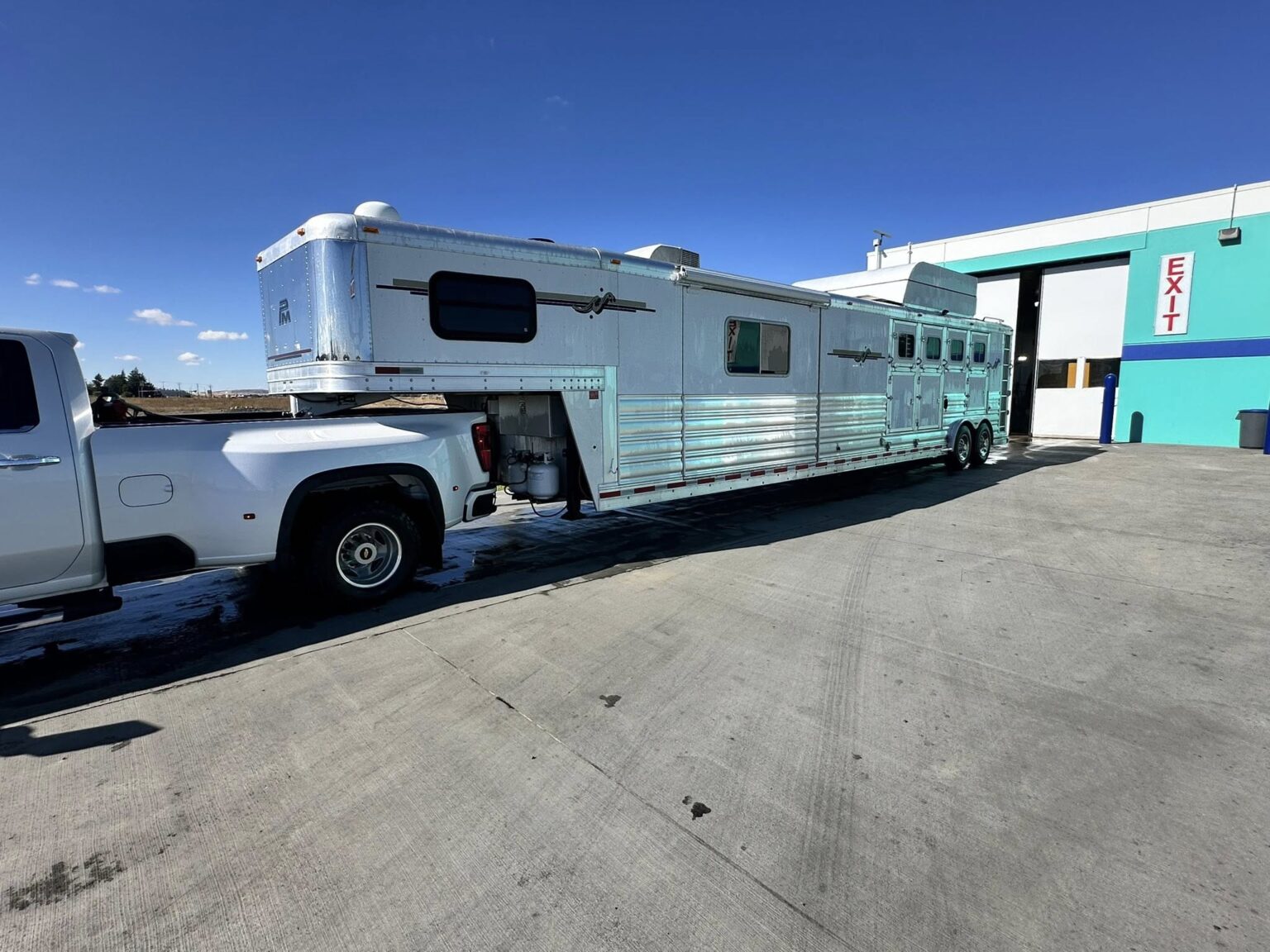 2007 Platinum Horse Trailers - 4 Horse with 17' Short Wall Plus Slide ...