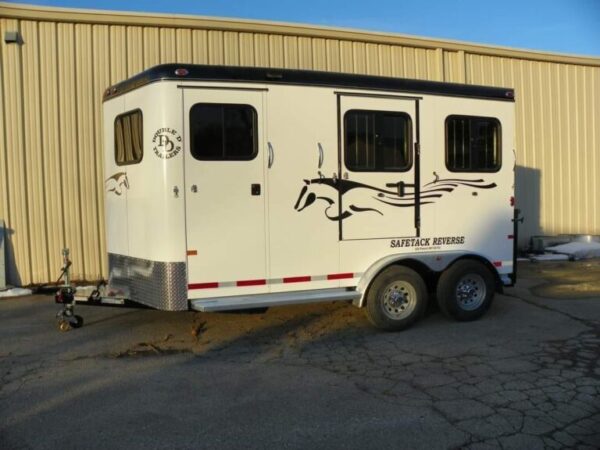 2022 Double D Horse Trailers - Reverse Slant 2 Horse Bumper Pull - $16,000