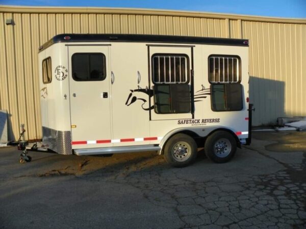 2022 Double D Horse Trailers - Reverse Slant 2 Horse Bumper Pull - $16,000