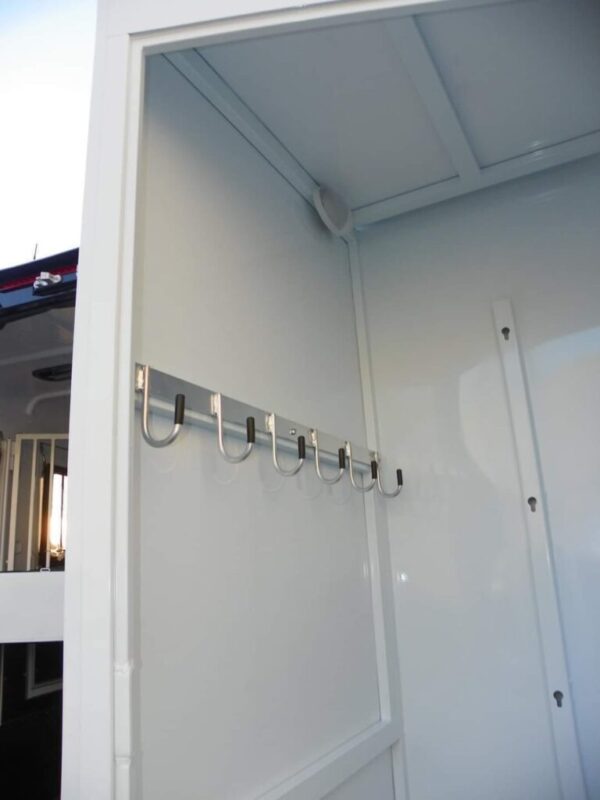 2022 Double D Horse Trailers - Reverse Slant 2 Horse Bumper Pull - $16,000